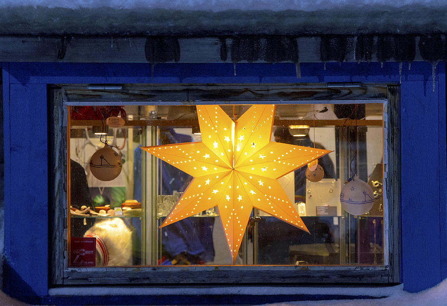 Winter Star Photograph by Alex Lyons - Pixels