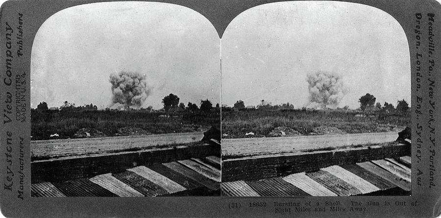 World War I Explosion Painting by Granger - Fine Art America