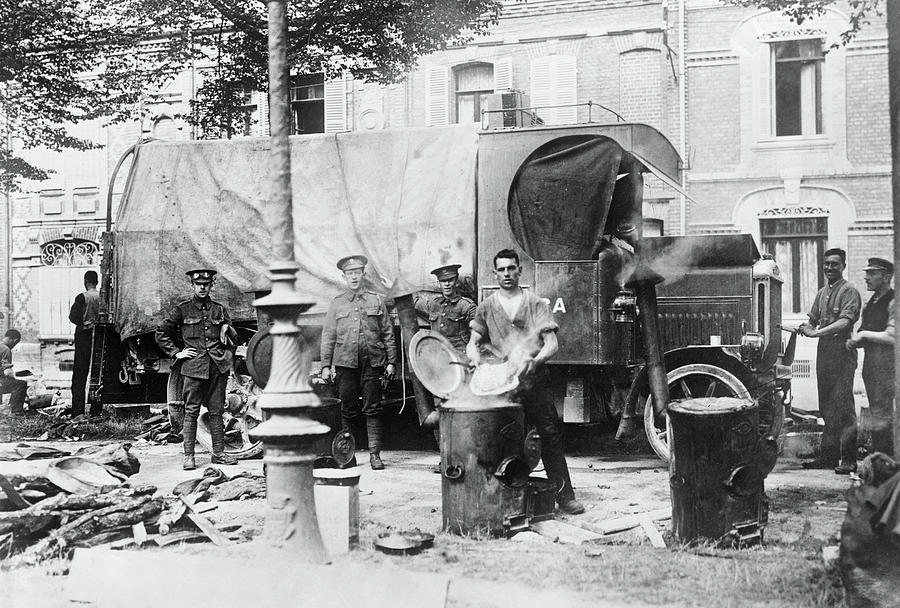Wwi Kitchen, C1914 Photograph by Granger - Fine Art America