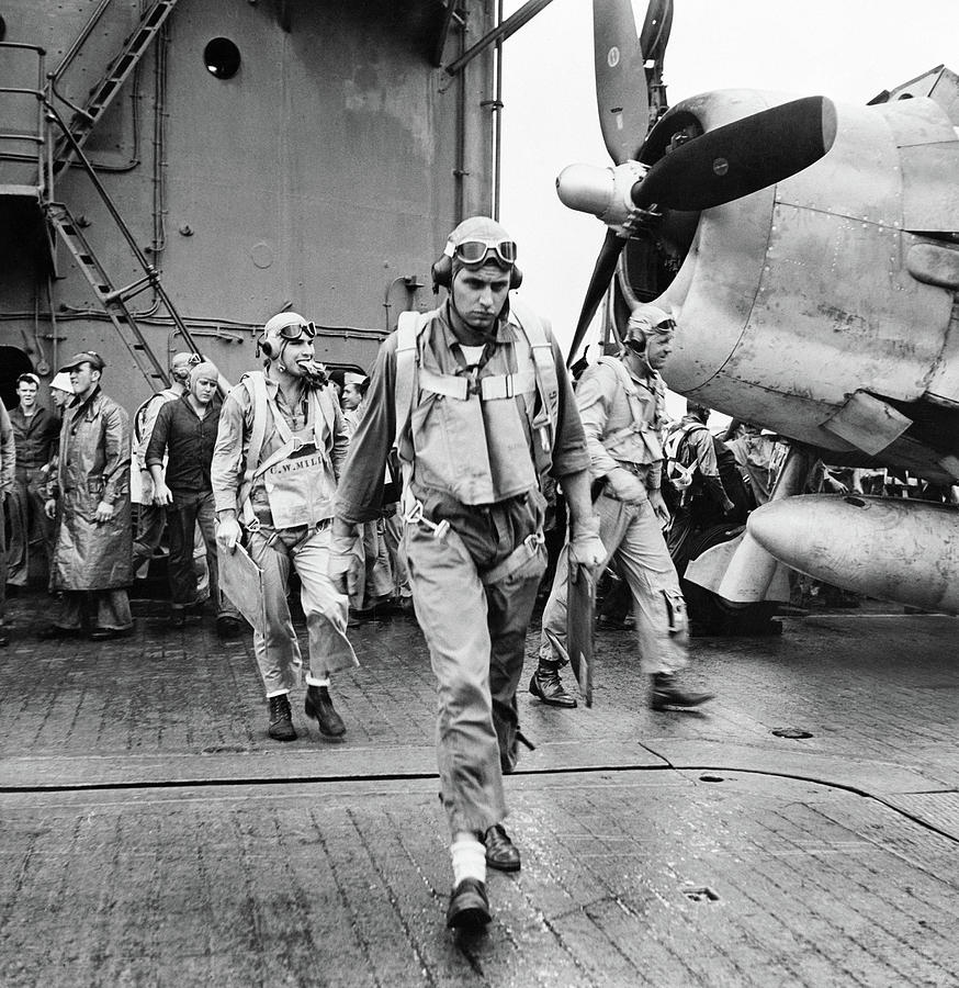 Wwii Pilot, C1943 Photograph by Granger - Pixels