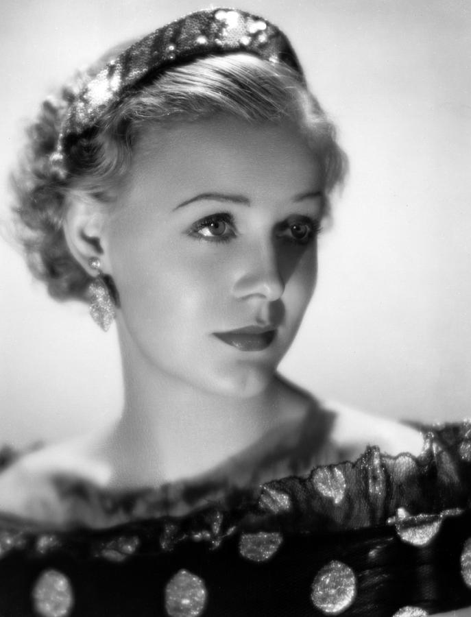 Gloria Stuart, 1934 Photograph by Everett | Fine Art America