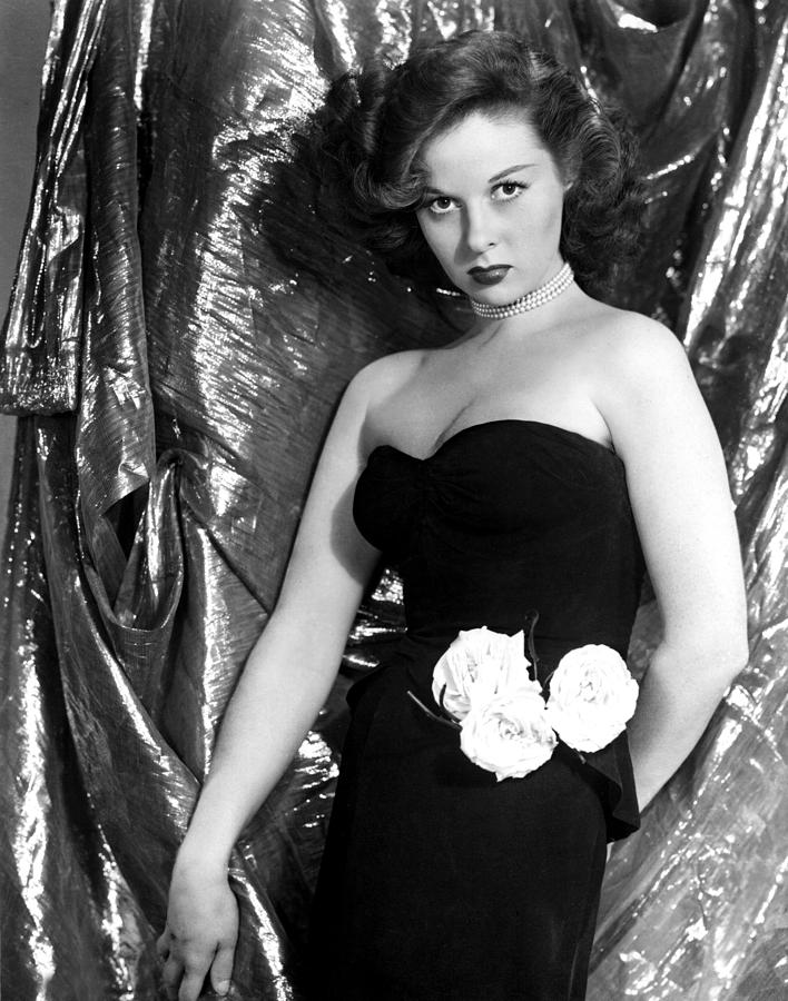 Susan Hayward 1940s Photograph By Everett