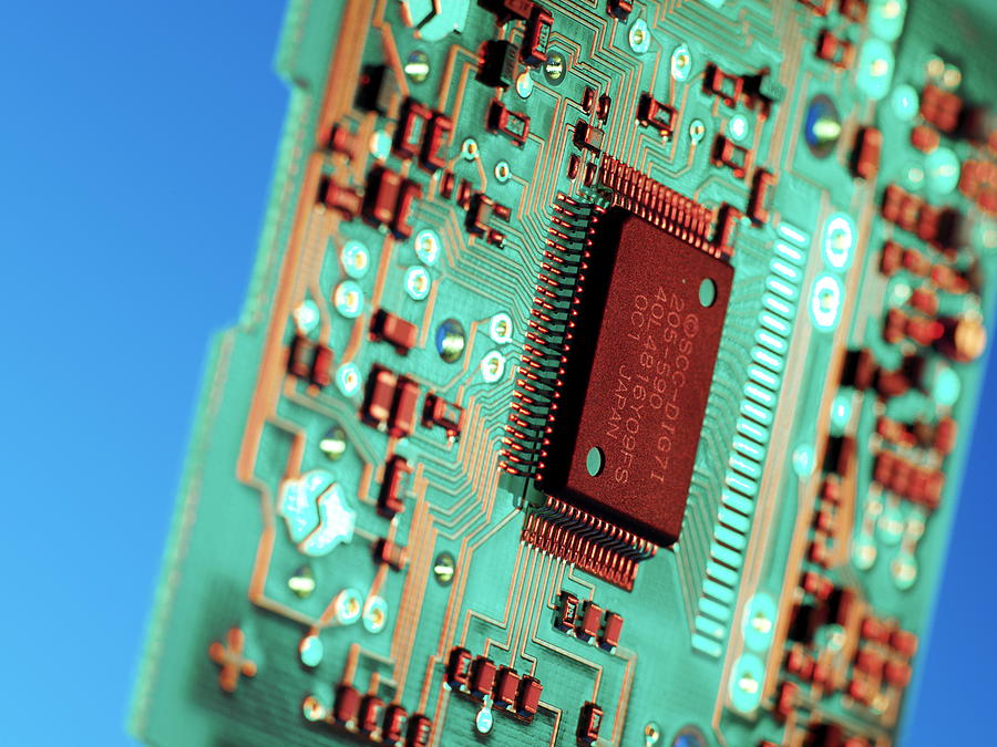 Silicon Chip Photograph by Tek Image - Fine Art America