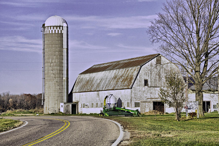 A Roadside Barn Photograph by Wayne Stabnaw - Fine Art America
