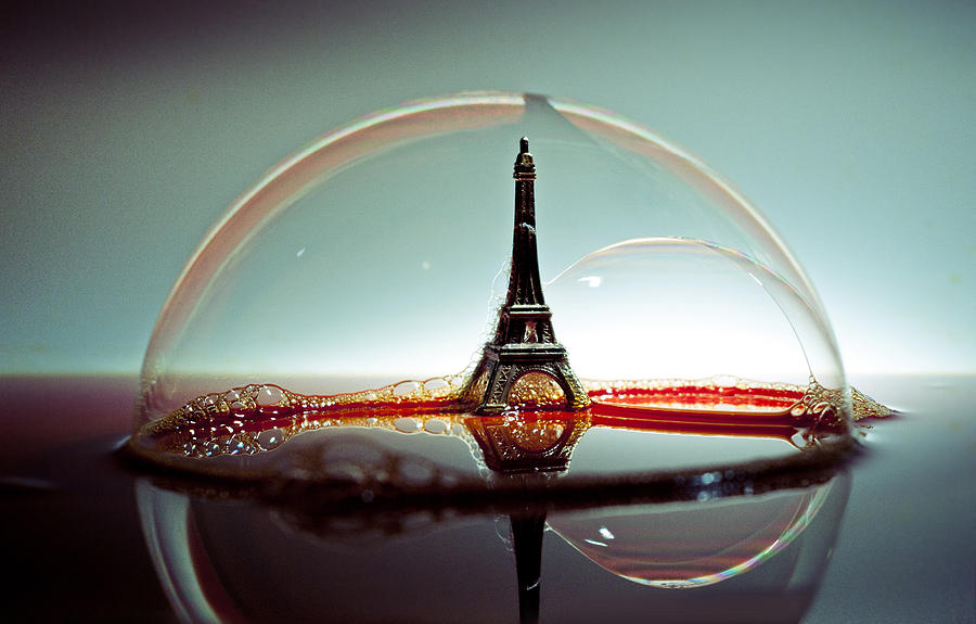 Bulle Photograph by Ivan Vukelic - Fine Art America