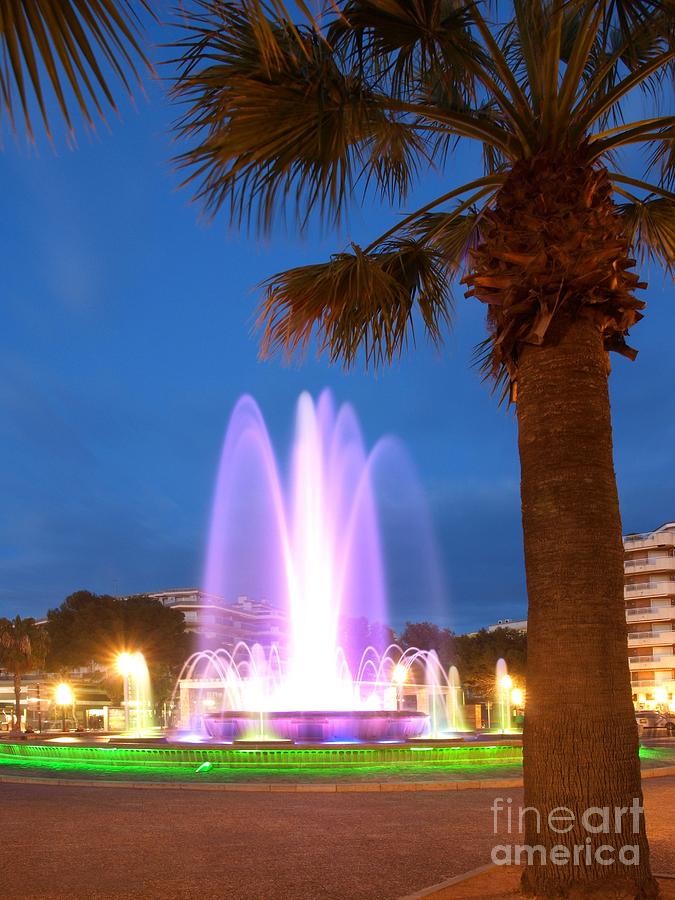 Colorful Fountain Photograph by Alfredo Rodriguez - Fine Art America
