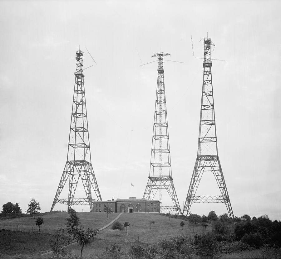 Dwarfing The Substantial Building by Everett
