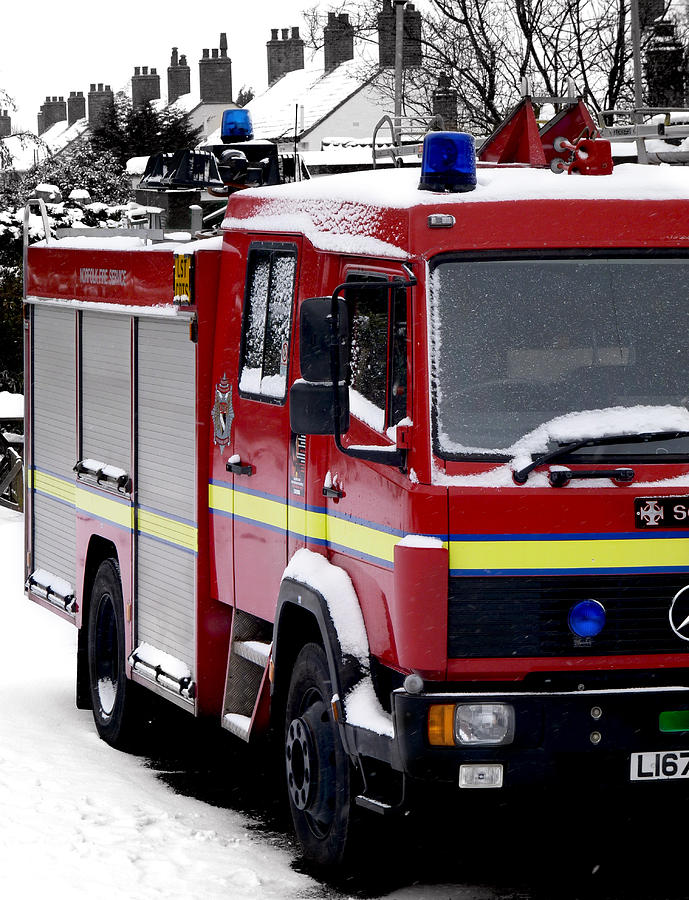 Fire Engine Photograph by Darren Burroughs - Fine Art America