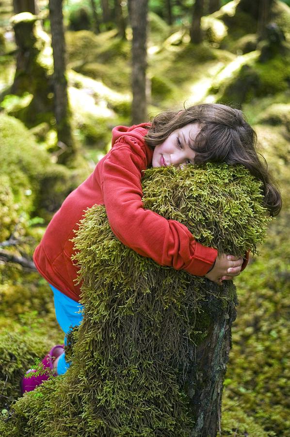 Girl Hugging A Tree Stump Photograph by David Nunuk - Fine Art America