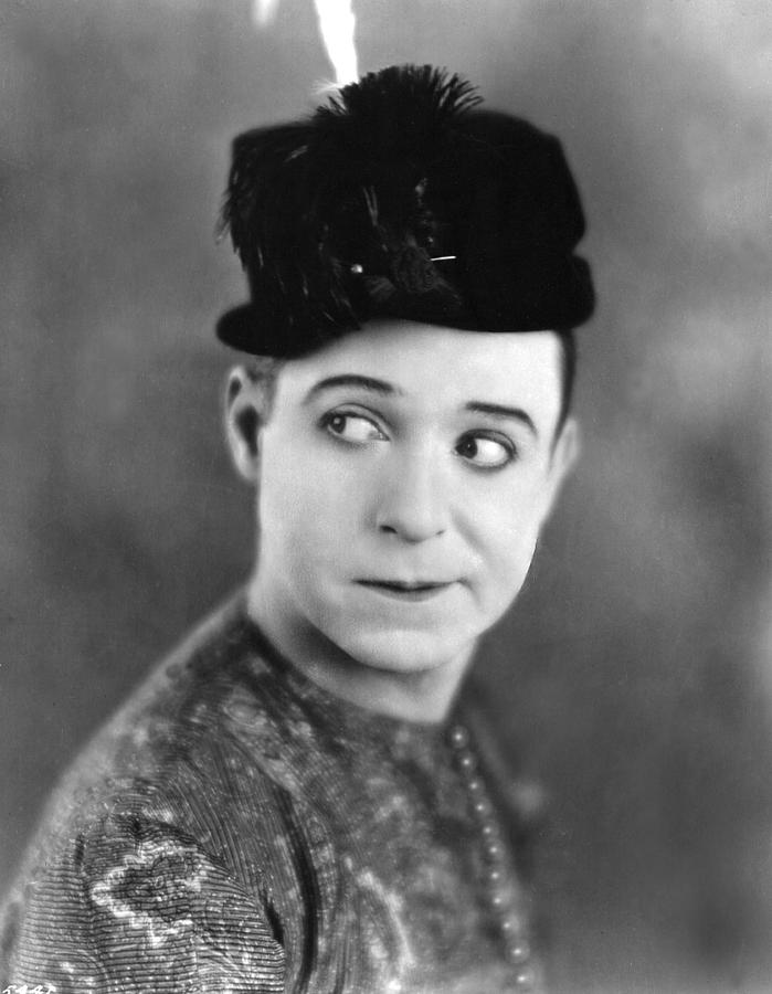 Harry Langdon, 1925 by Everett