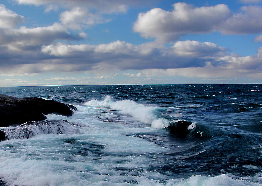Lake Gitchee Gumee Photograph by Matthew Winn | Fine Art America