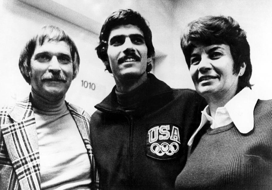Mark Spitz Poses With Parents Photograph by Everett - Pixels