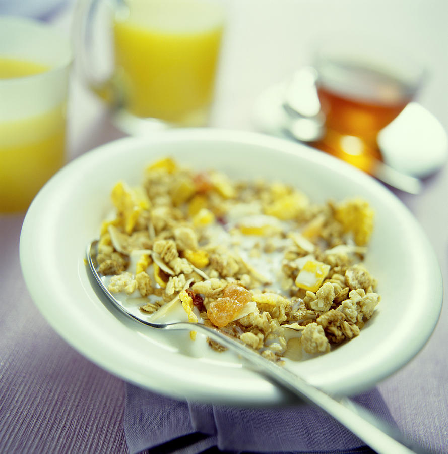 Muesli by Science Photo Library