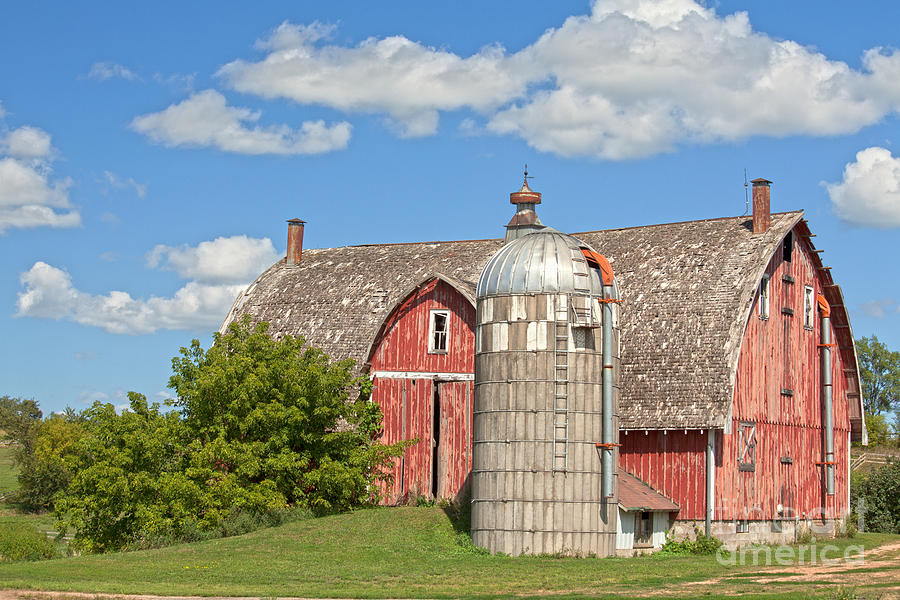Old Red Barn Photograph by Tammy Wolfe - Fine Art America