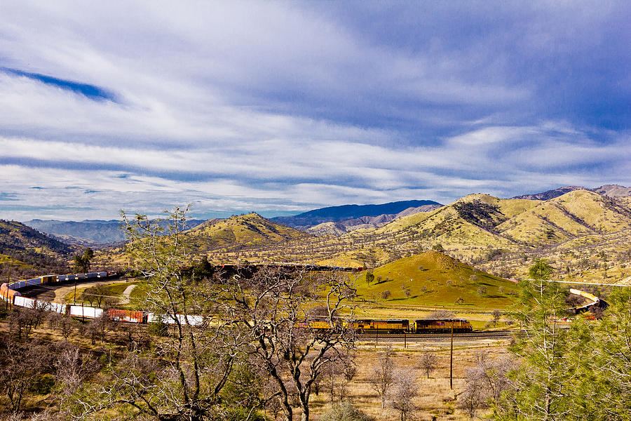 Tehachapi Loop Photograph by Kevin Geyer - Fine Art America