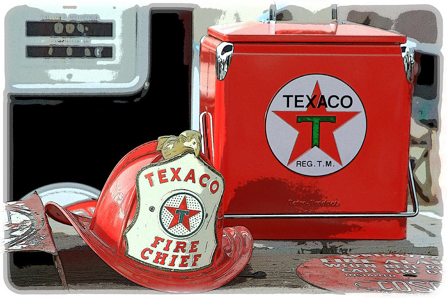 Texaco Fire Chief Photograph by Steve McKinzie - Pixels