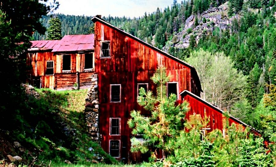 The Old E and E Photograph by Lynne and Don Wright - Pixels