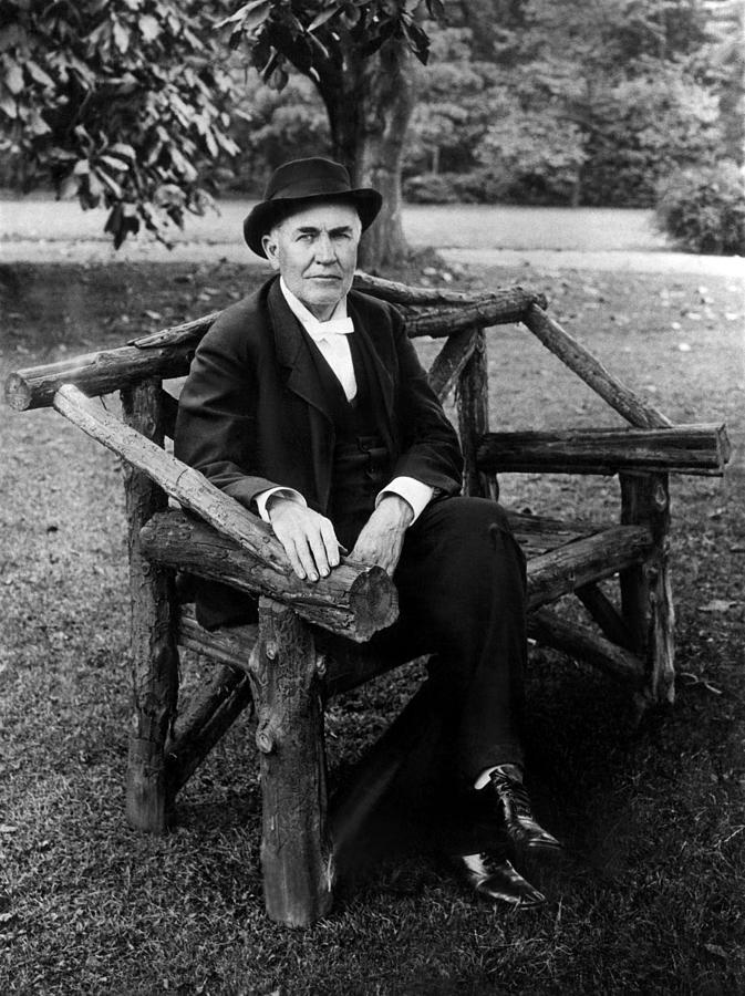 Thomas Edison Sits On A Bench Photograph by Everett - Pixels