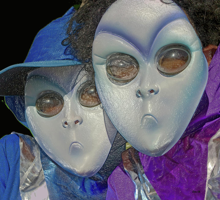 Two Aliens Photograph by Day Williams - Pixels