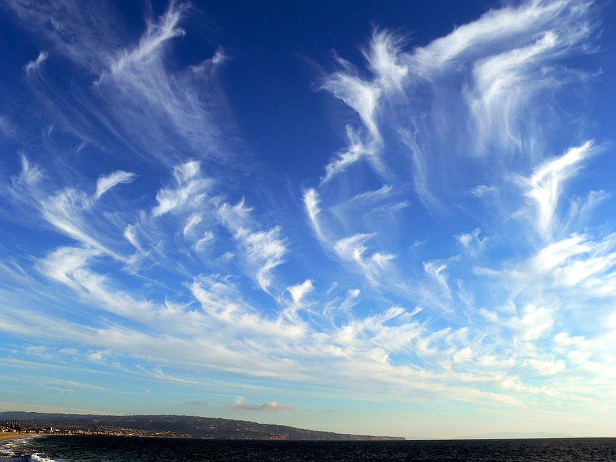Wispy Clouds Photograph by Jeff Lowe - Fine Art America