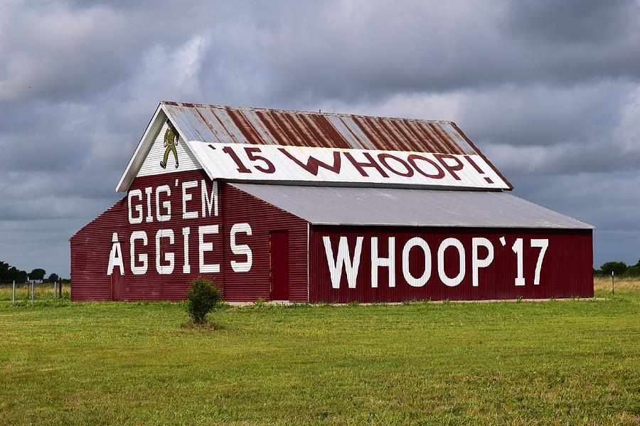 Aggie Barn Photograph By Denise Deskin Pixels