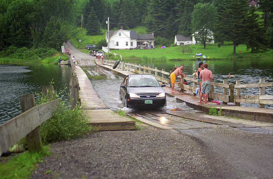 Brookfield, Vt - Floating Bridge 3 Photograph by Frank Romeo - Fine Art ...
