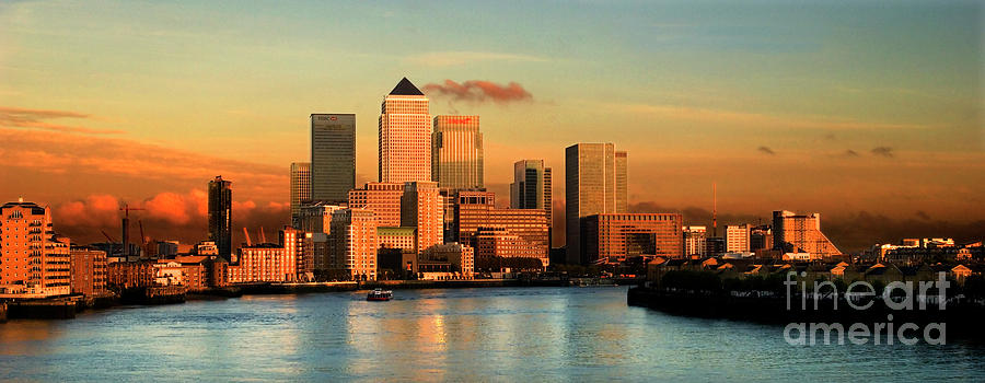 Canary Wharf River Thames London England UK Photograph by Tim Gartside ...