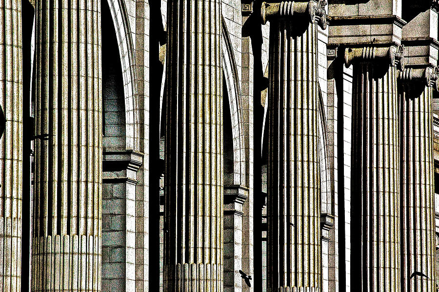 Columns Of Union Station Photograph by Bob Lynn - Pixels