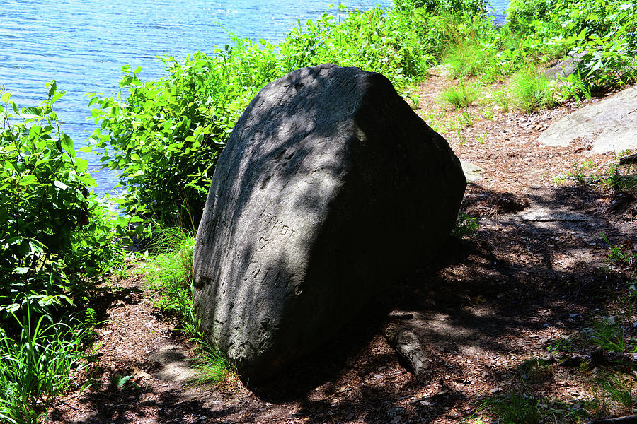 Floating rock Photograph by David Lee Thompson - Fine Art America