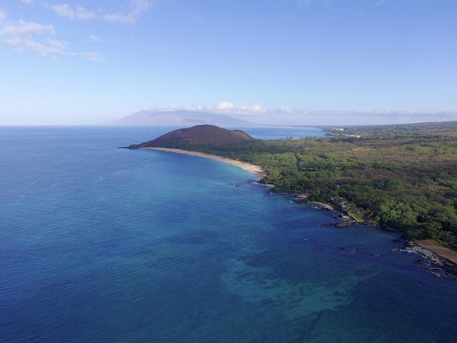 Maui's Big Beach at Makena State Park Photograph by Ken Fields