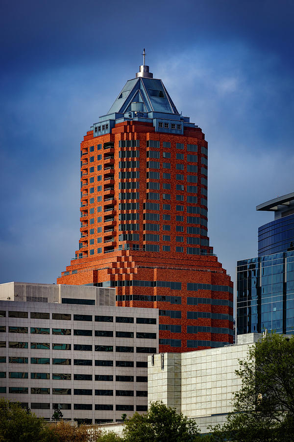 Modern Building 2 Photograph by Mike Penney - Fine Art America
