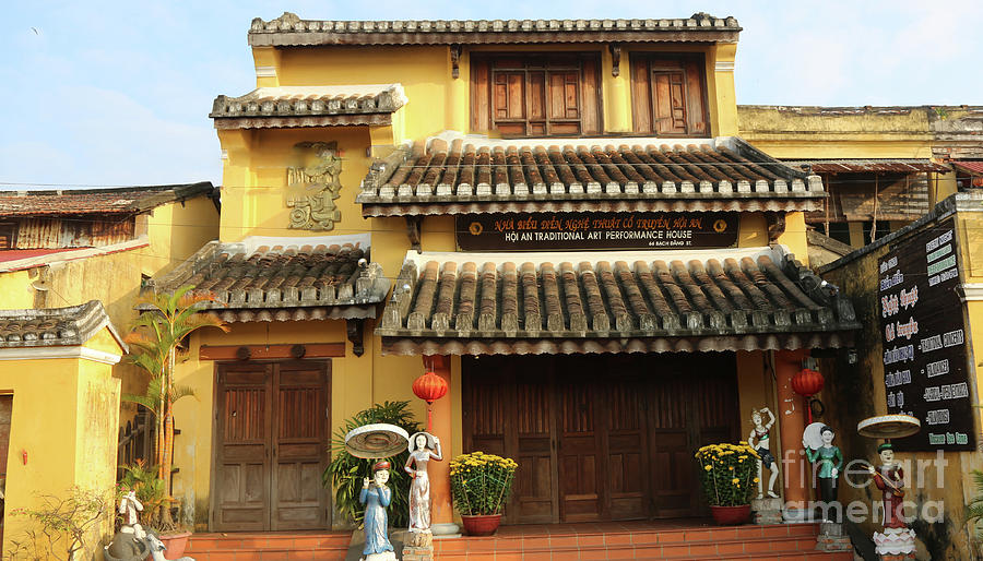 Performance House of Arts Photograph by Chuck Kuhn - Fine Art America