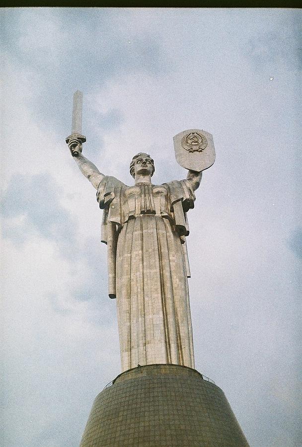 Rodina Mat' Photograph by Oleh Troitskiy - Pixels