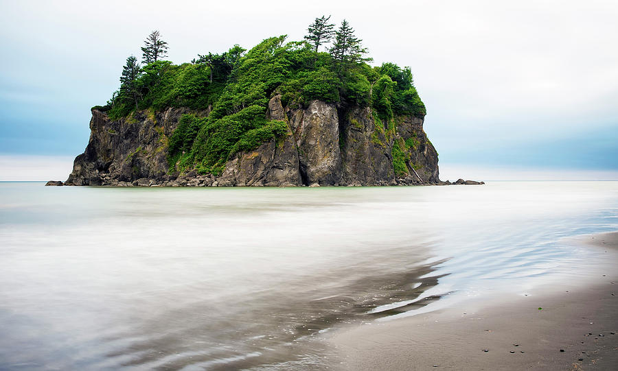 Ruby Beach sea stack Photograph by William Kennedy - Fine Art America