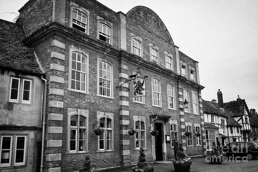 The Red Lion Inn Lacock Village Wiltshire England Uk Photograph By Joe Fox