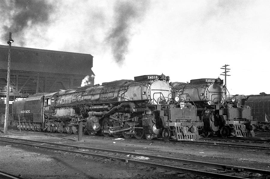 Union Pacific 4011 Photograph by Carl Munck - Pixels