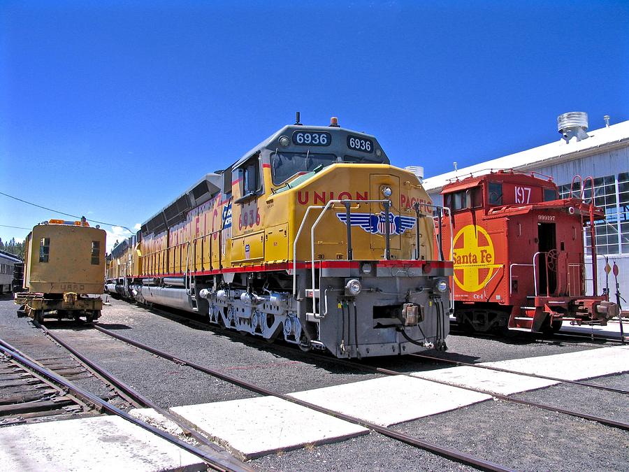 Union Pacific 6936 Photograph by Backcountry Explorers - Fine Art America