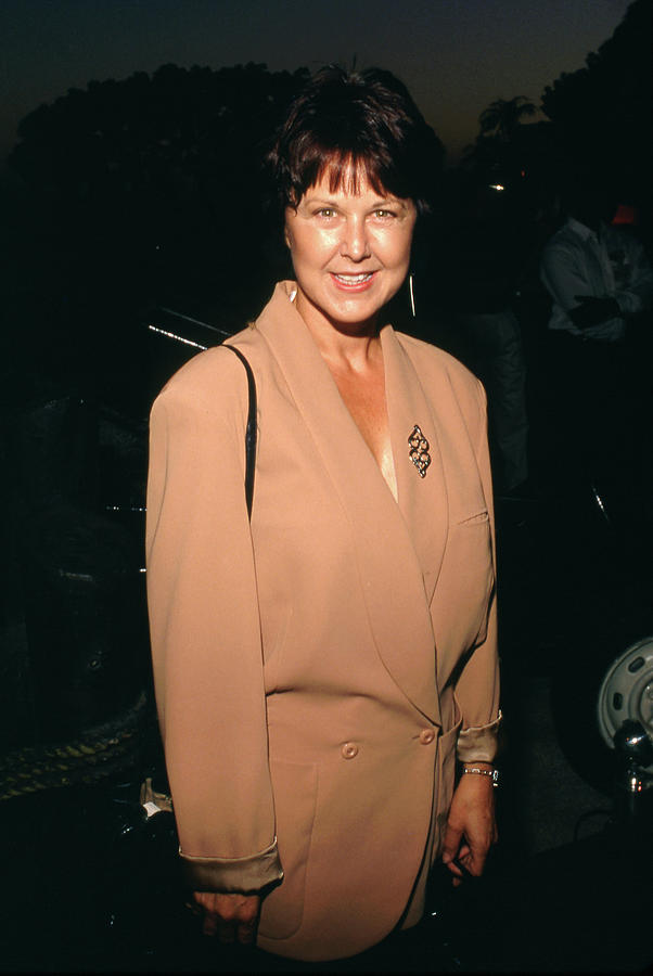 Susan Ruttan #18 by Mediapunch