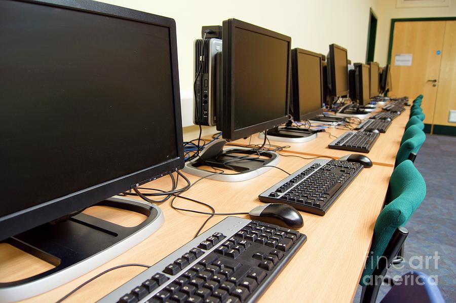 Classroom Computers Photograph by Mark Williamson/science Photo Library ...