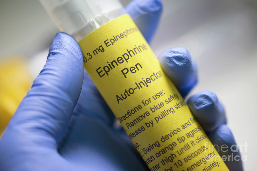 Epinephrine Auto Injector Photograph by Sherry Yates Young/science ...