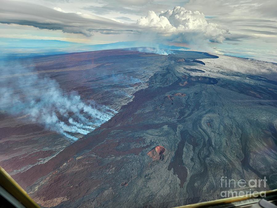 Lava Flow On Mauna Loa Photograph by Us Geological Survey/science Photo Library - Fine Art America