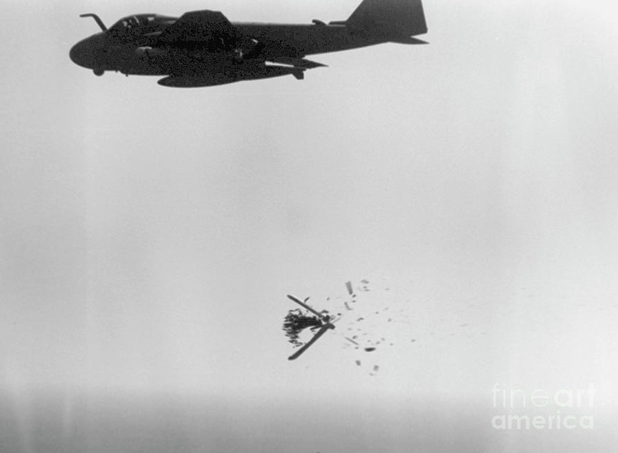 Cbu-59 Cluster Bomb Splitting Open To Release Bomblets Photograph by Us Air Force/science Photo ...