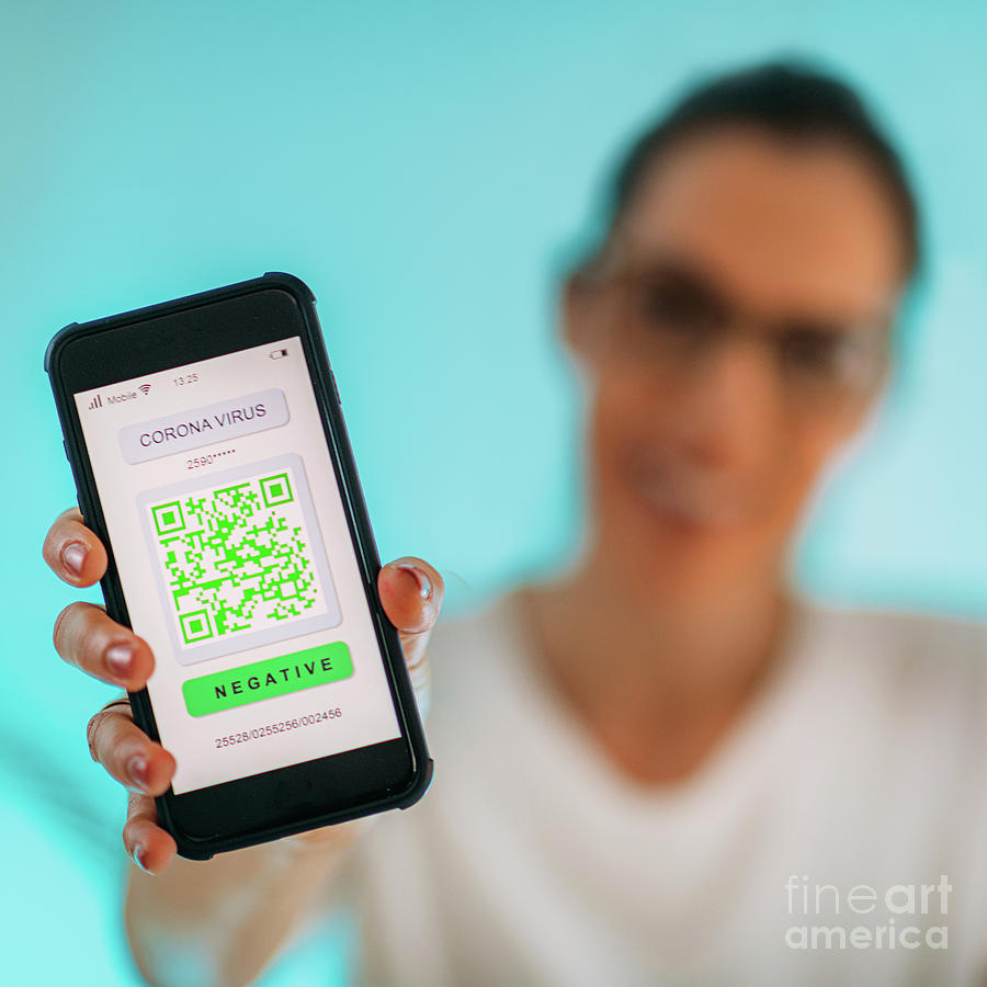 Covid-19 Tracker App Photograph by Microgen Images/science Photo ...