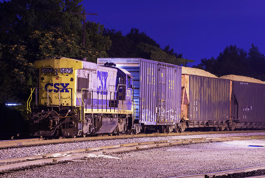 Csxt Ge B36-7 5879 B Photograph by Joseph C Hinson