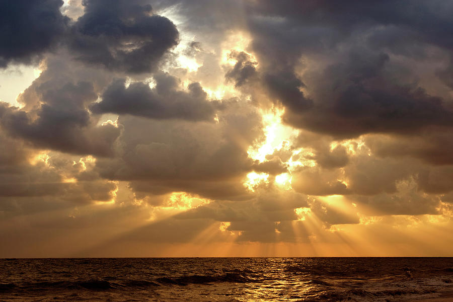 Dramatic Sunset by Barcin