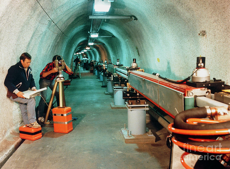 Final Checks Of Stanford Linear Collider By Science Photo Library