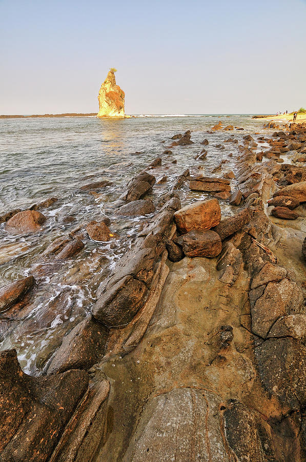 Gold Statue by Teeje