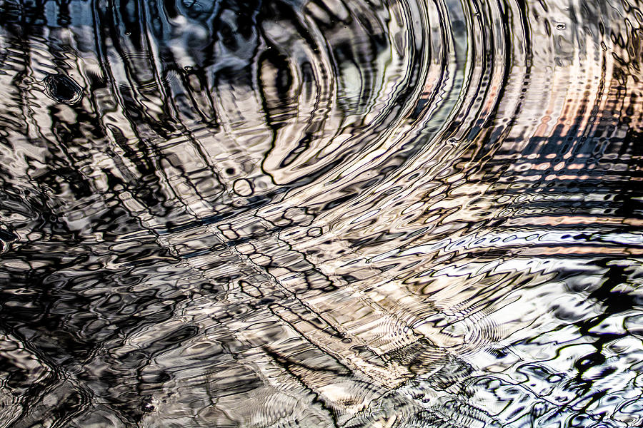 Intersecting Ripples Photograph by Linda Bonaccorsi - Fine Art America