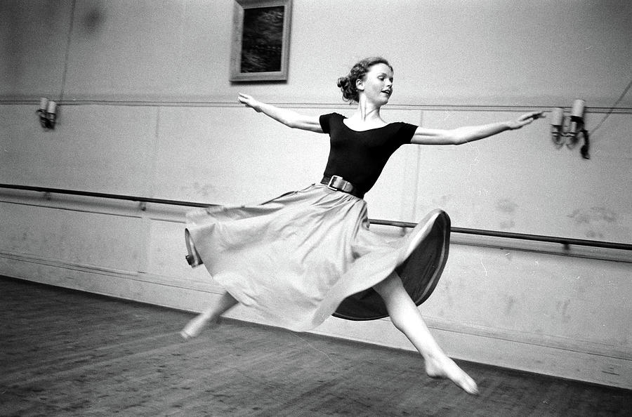 Lee Ann Remick Photograph by Peter Stackpole - Fine Art America