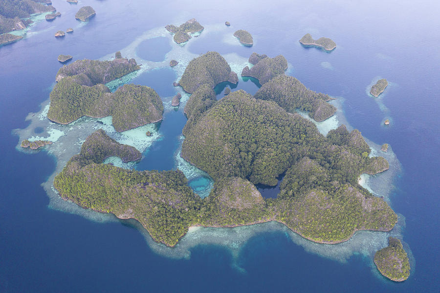 Limestone Islands Rise Photograph by Ethan Daniels - Pixels
